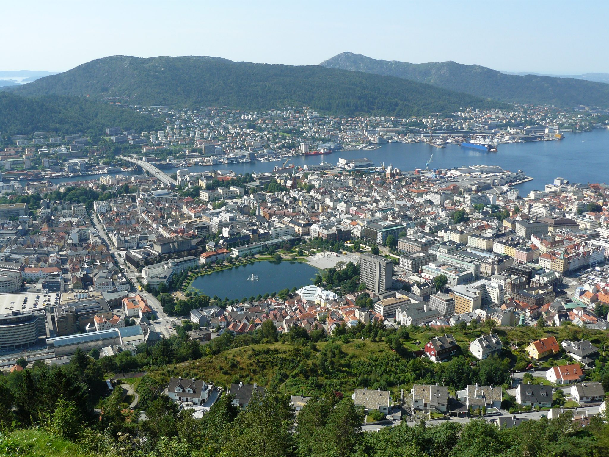 Top Reasons To Fall In Love With Bergen In Autumn! - Daily Scandinavian