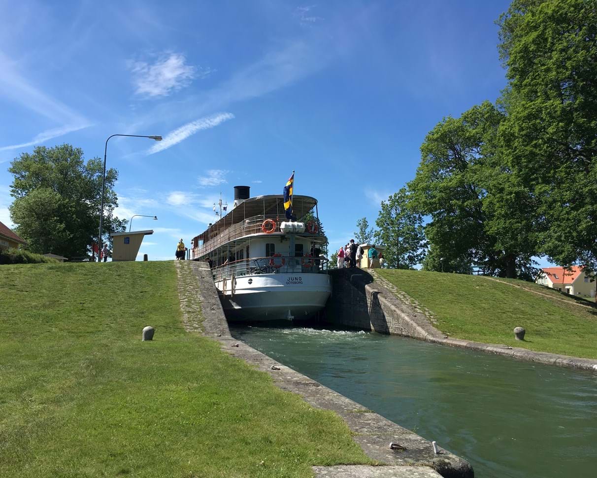 Crossing Sweden by Canal - Daily Scandinavian