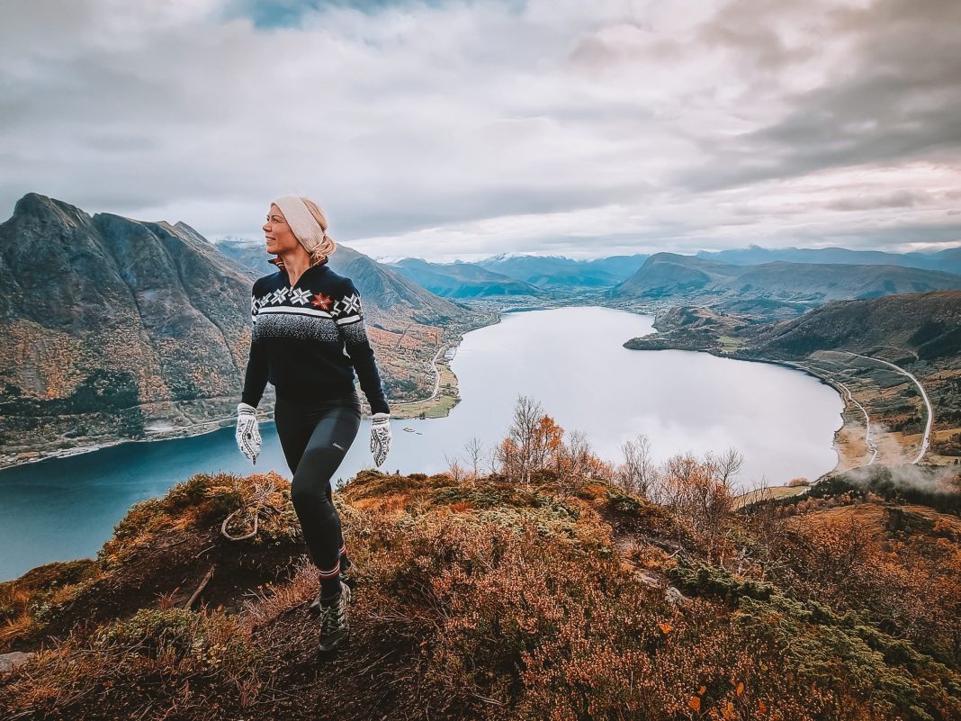 What to Wear in Scandinavia: All-Season Packing List - Daily Scandinavian
